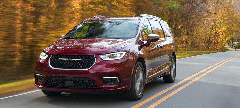 Best Value Used Minivan: 2023 Chrysler Pacifica? | Echo Park